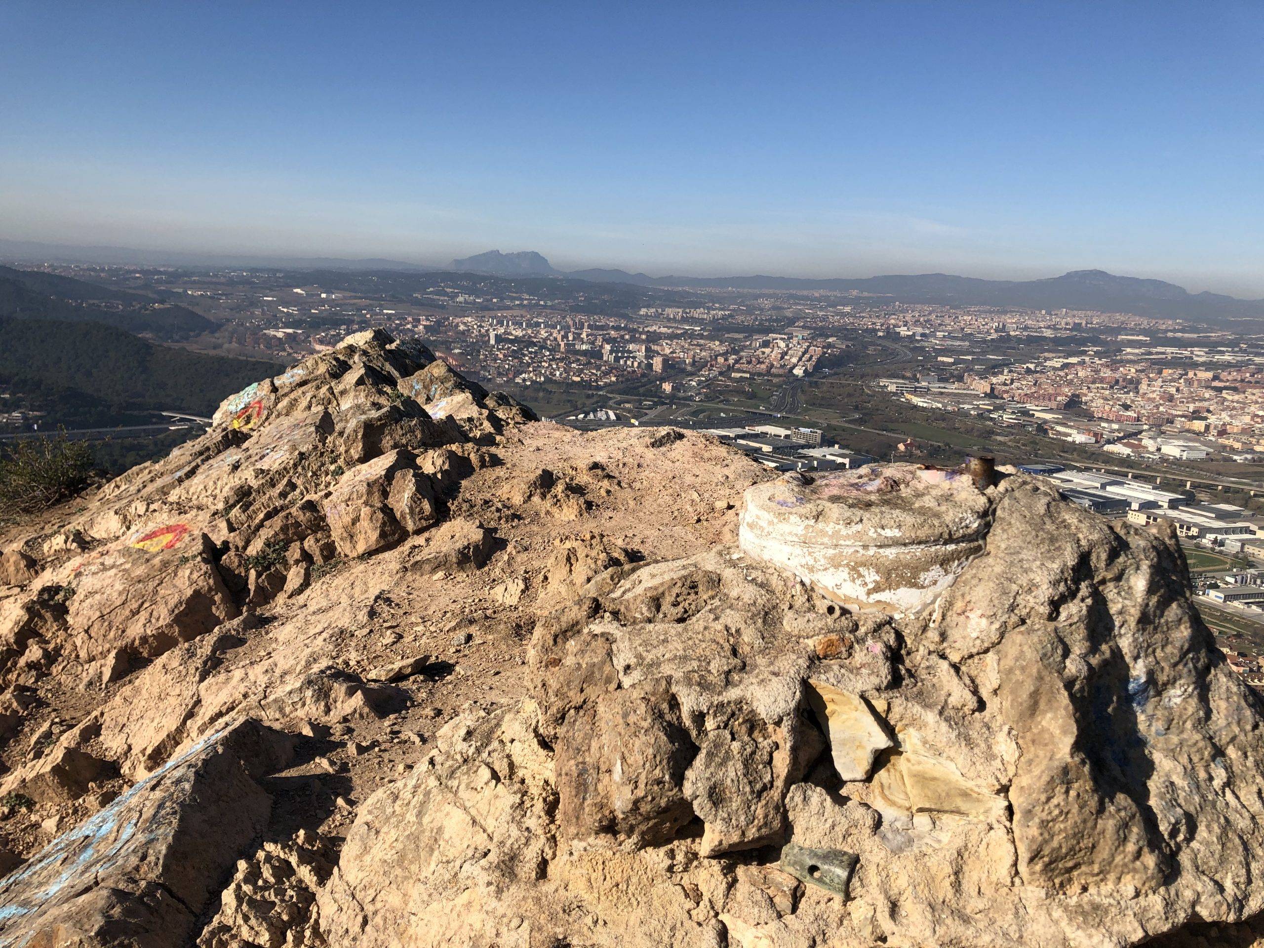 De Roquetes a Montcada i Reixac, per Can Cuiàs i el Turó de Montcada ...